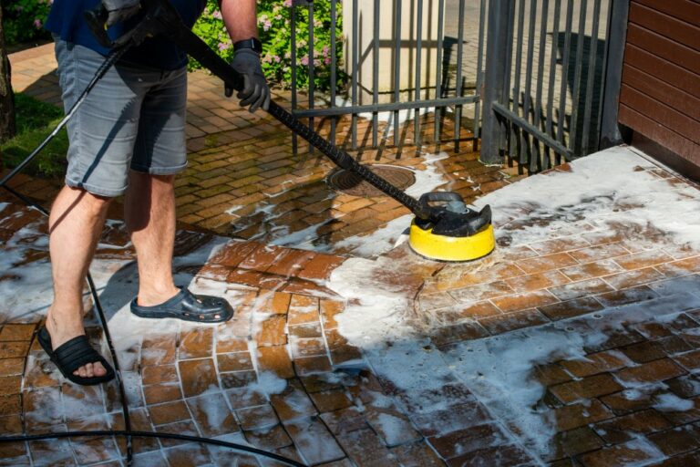 Fliserenser maskine | Køb en maskine til fliserensning her!